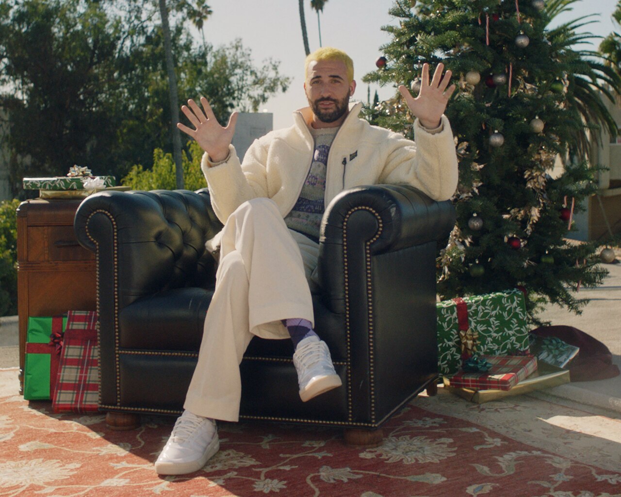 A Festive Message From Mr Jordan Firstman (And “Friends”) | The Journal ...