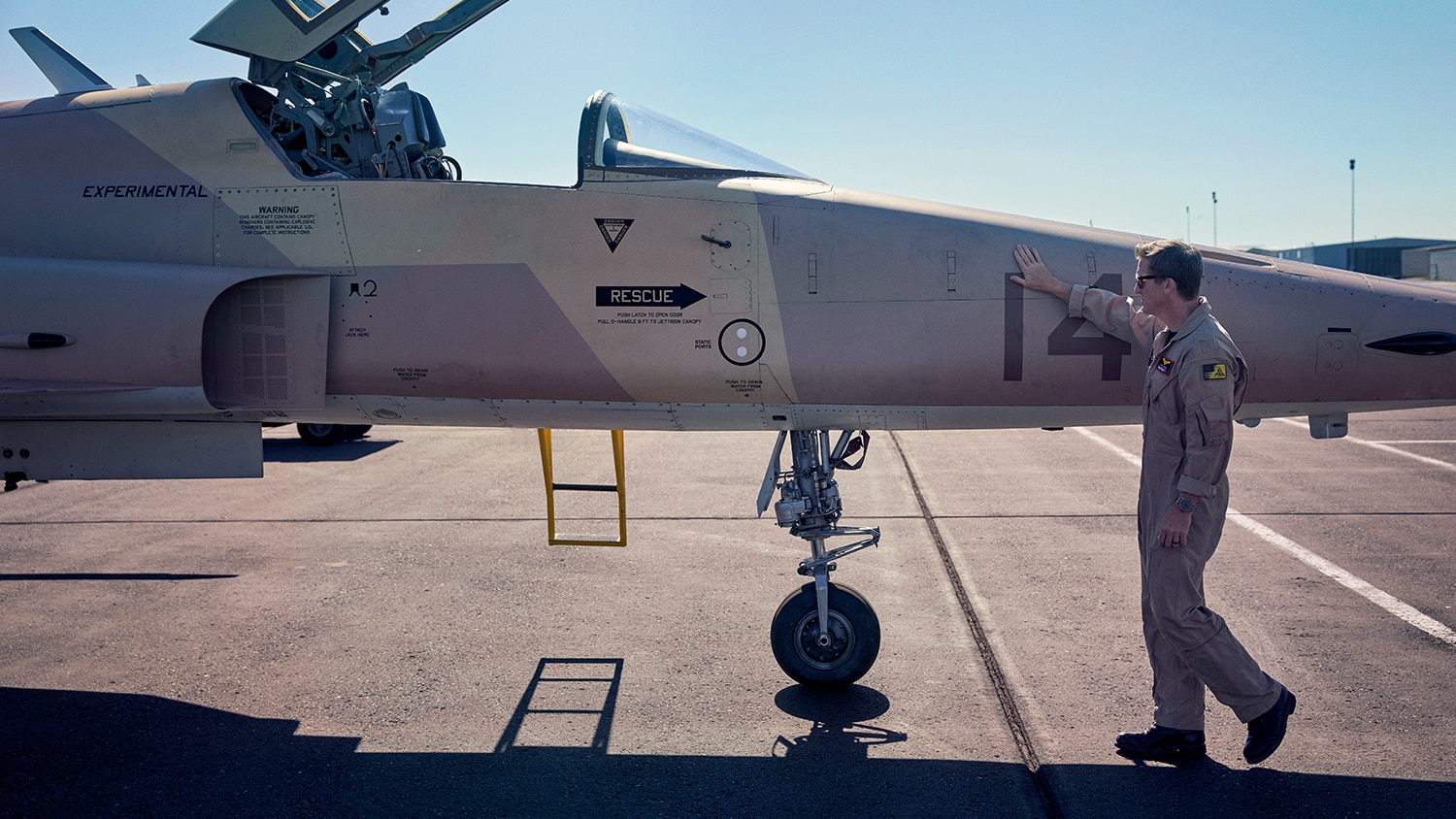 The Reality Of Flying A Fighter Jet, As Told By A TOPGUN Pilot | The ...