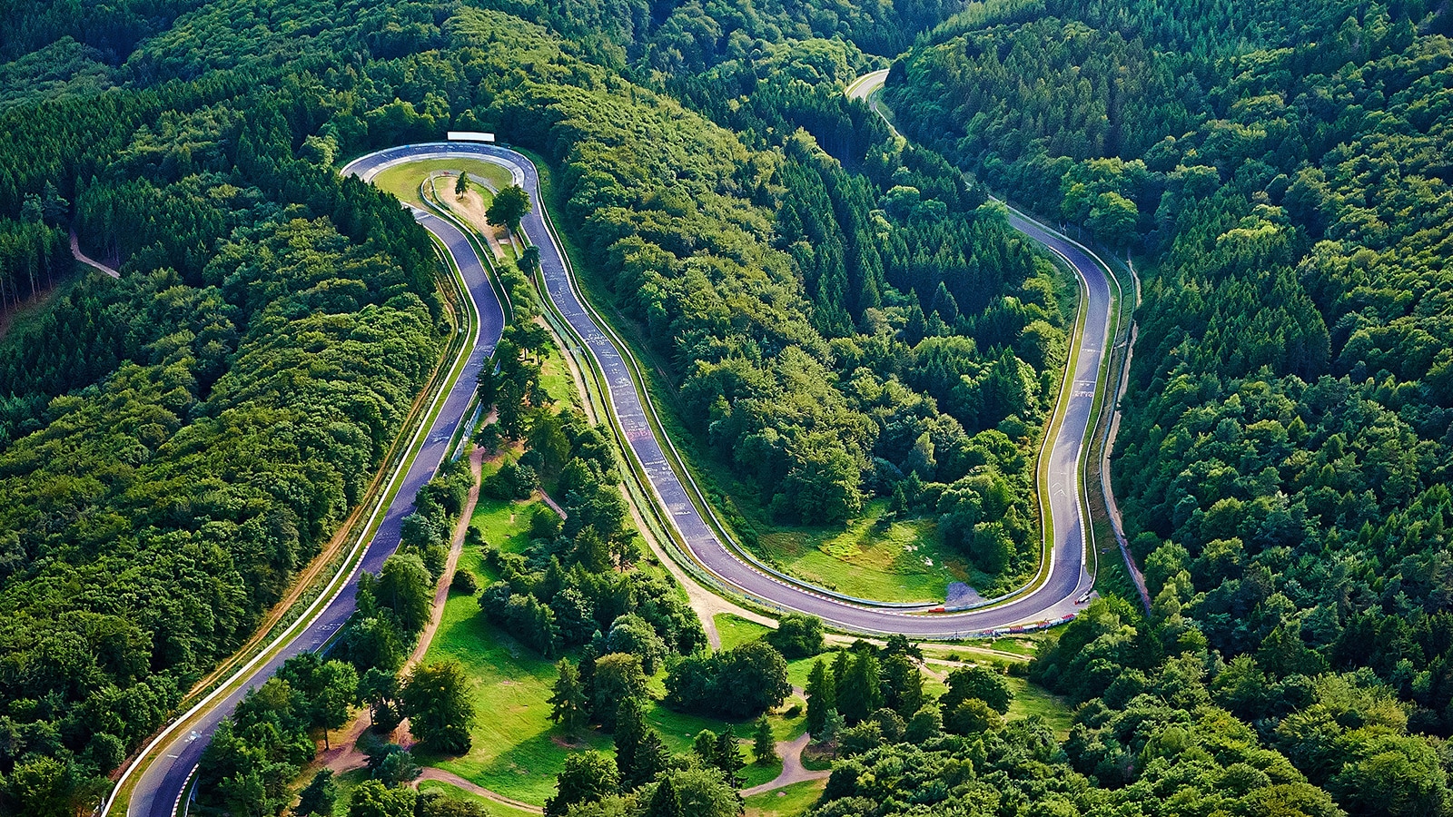 The World’s Most Scenic Drives | The Journal | MR PORTER