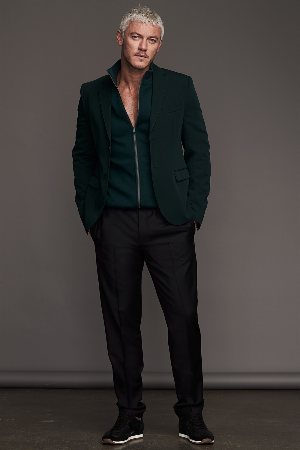 Luke Evans Rent
