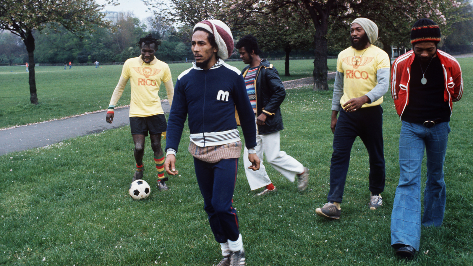 Fashion: One Memorable Look: Mr Bob Marley’s Navy Tracksuit | The ...