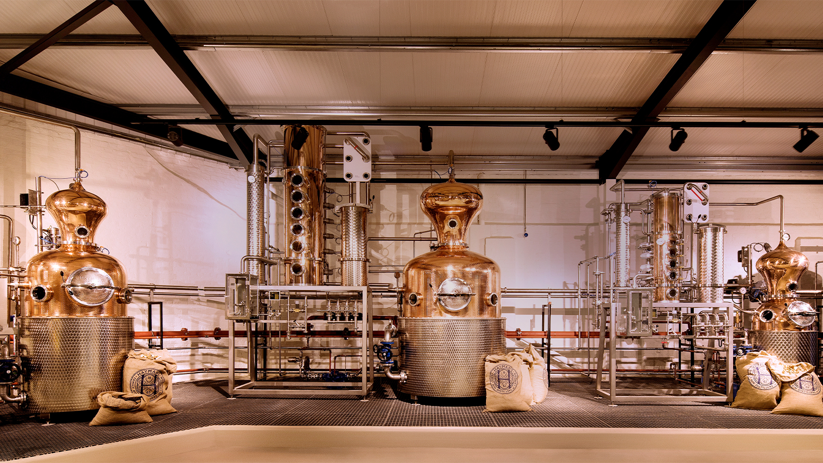 Welcome To The Low-Alcohol Revolution | The Journal | MR PORTER