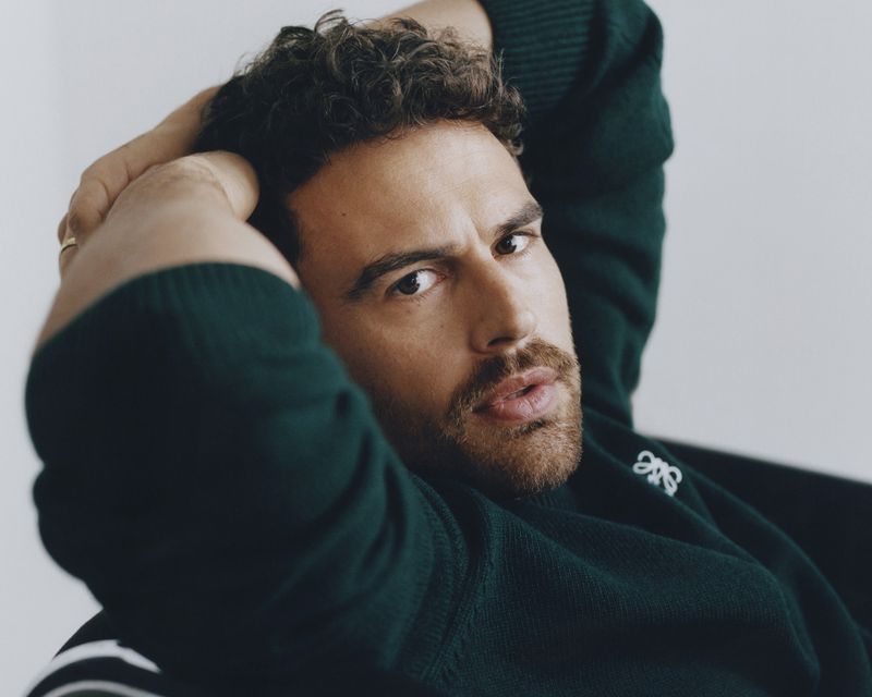 MR PORTER | The home of Luxury Fashion for the Modern Gentleman