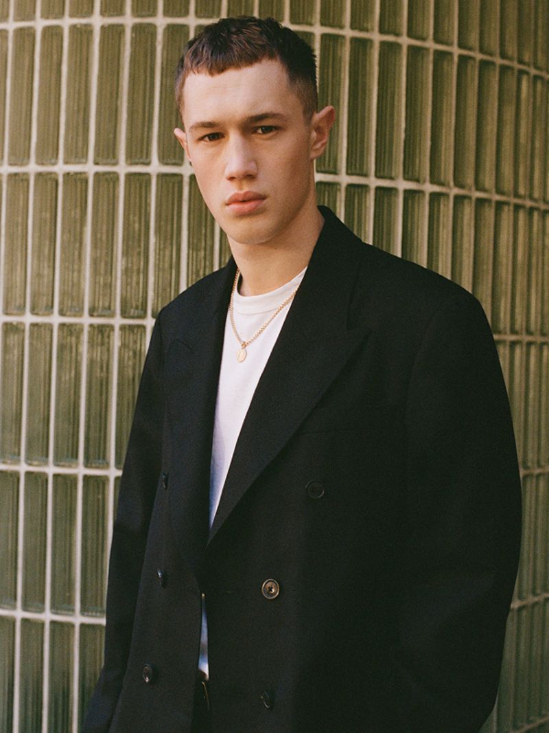 MR PORTER | The home of Luxury Fashion for the Modern Gentleman