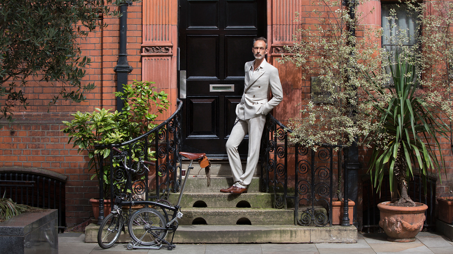 Mr William Gilchrist | The Journal | MR PORTER