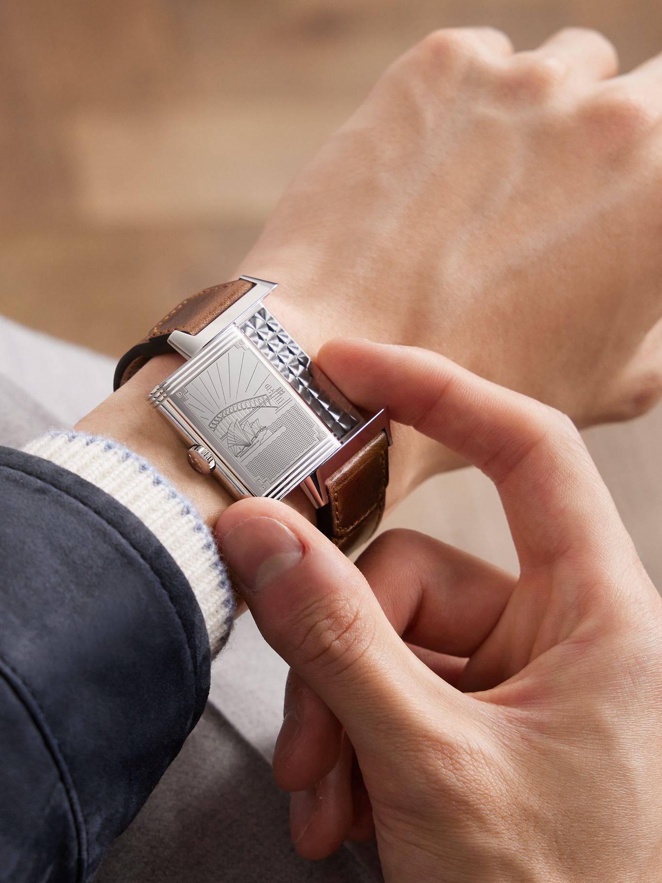 JAEGER LECOULTRE Reverso Classic Small Seconds Sydney Hand-Wound 45.6mm ...