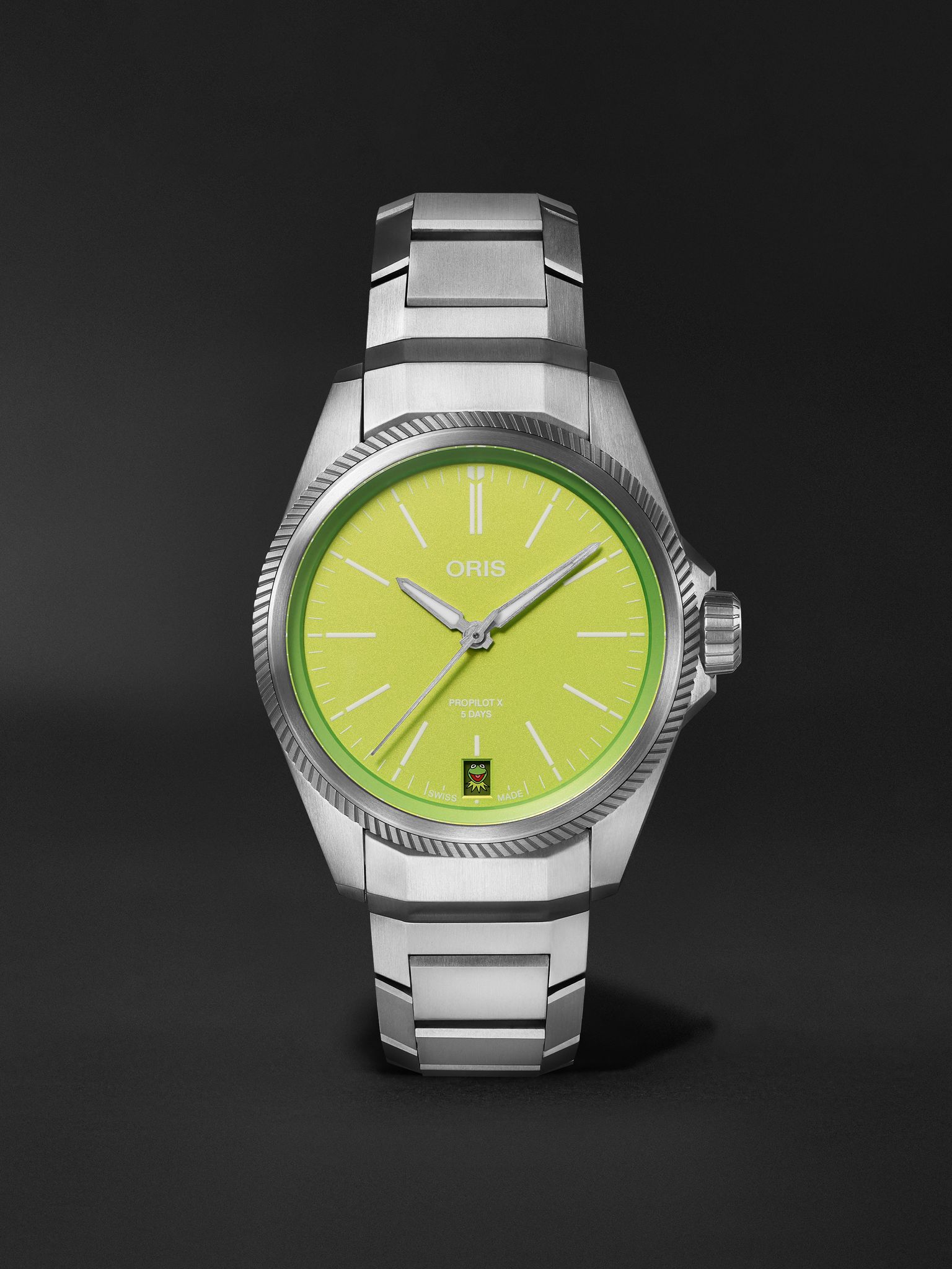 ORIS + The Muppets ProPilot X Kermit Limited Edition 39mm Titanium ...