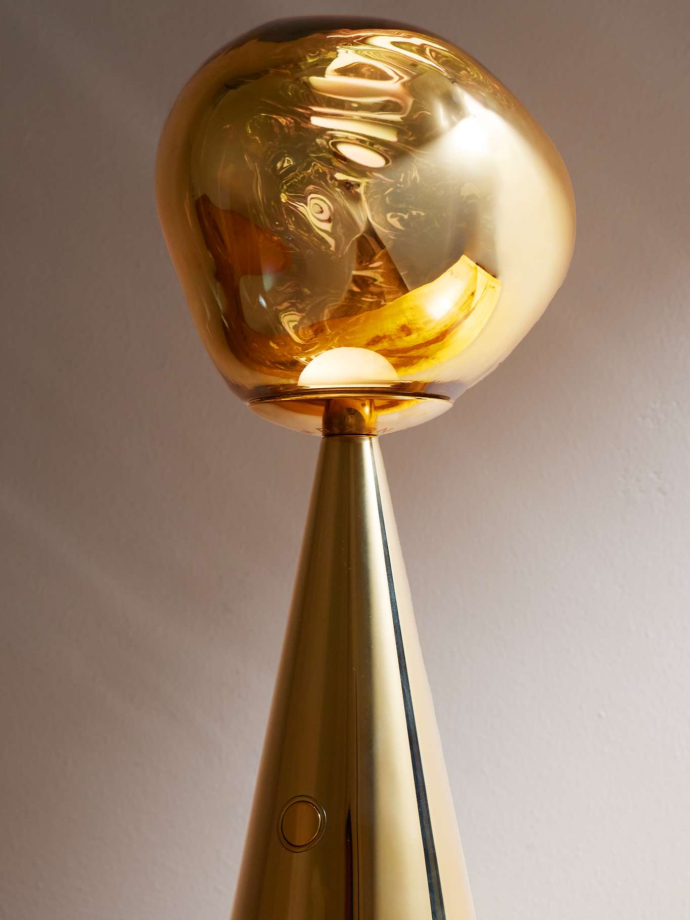 TOM DIXON Melt Portable Gold-Tone LED Lamp for Men | MR PORTER