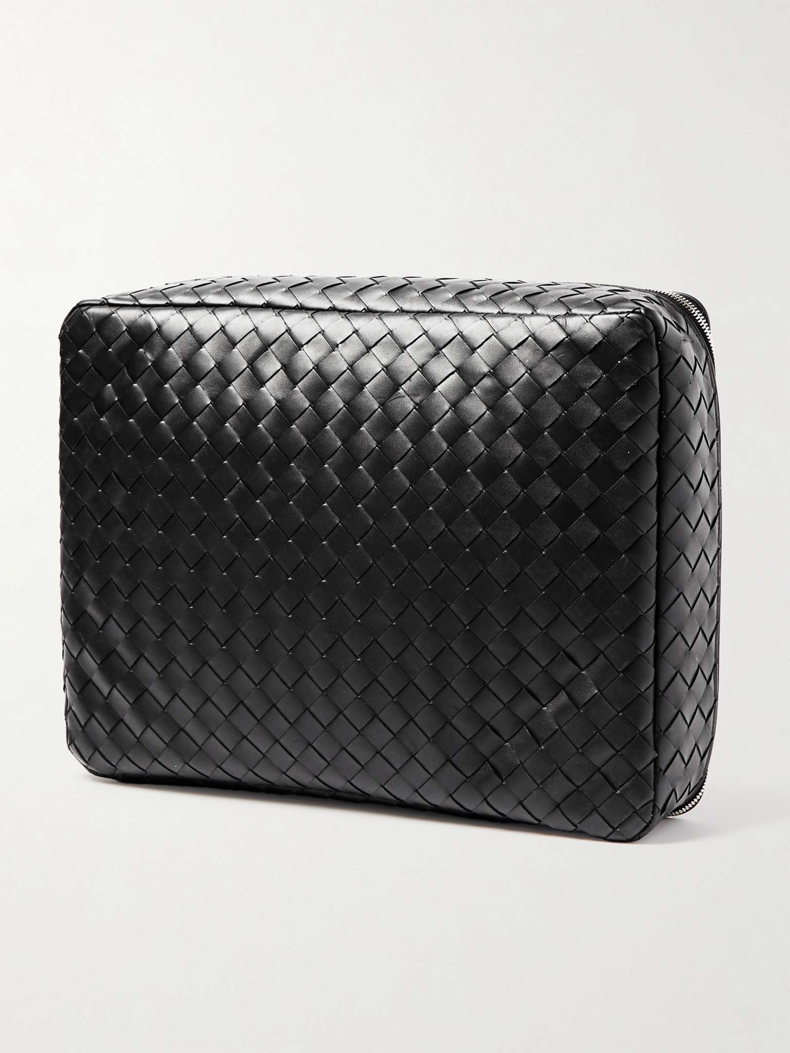 BOTTEGA VENETA Intrecciato Leather Packing Cube for Men | MR PORTER