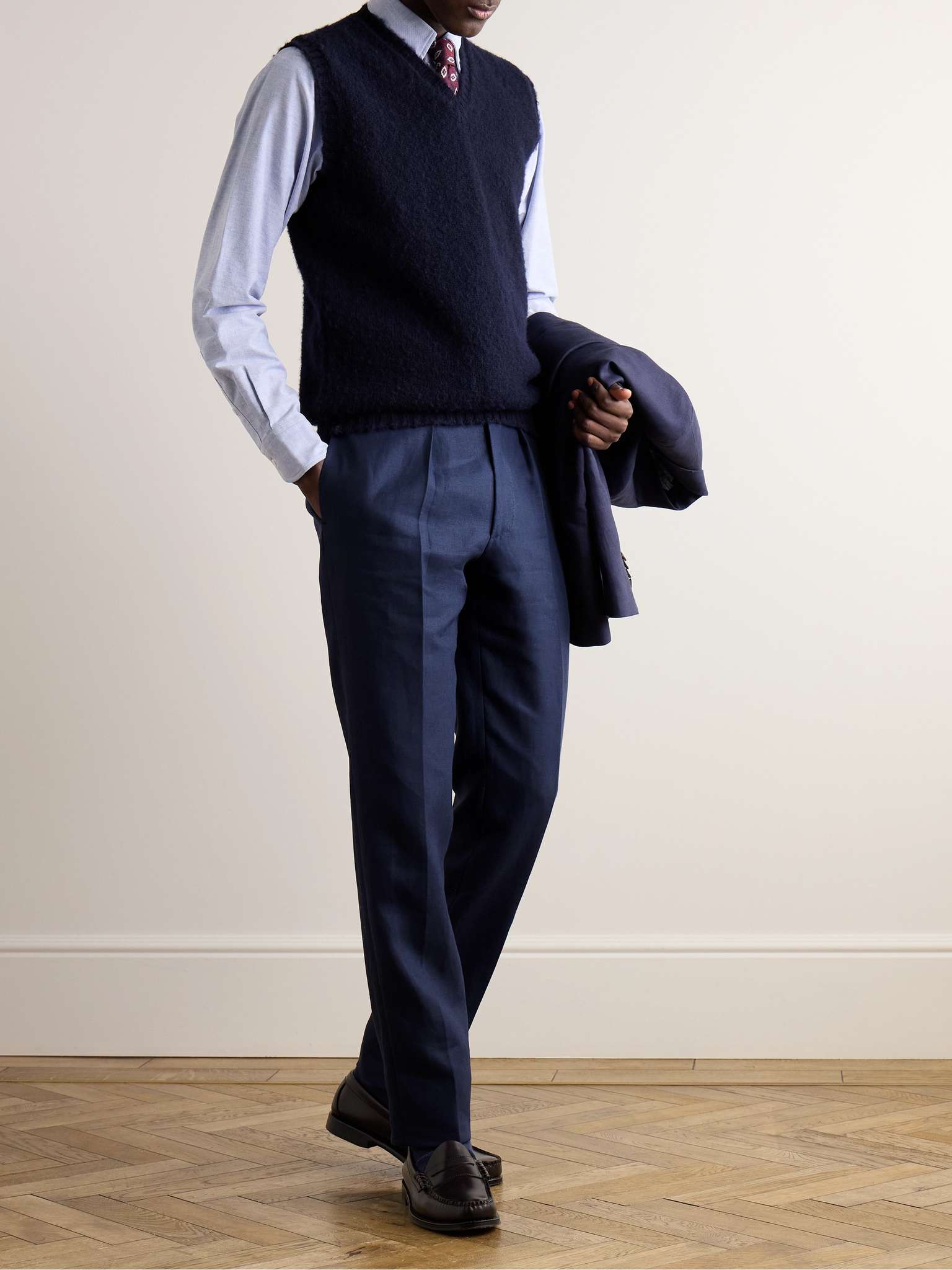 DRAKE'S Straight-Leg Pleated Linen Suit Trousers for Men | MR PORTER