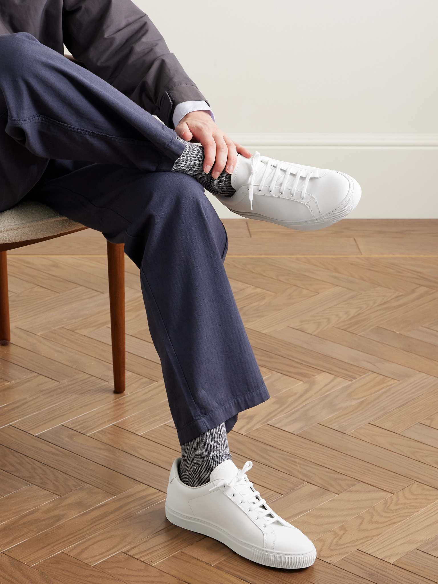 COMMON PROJECTS Retro Classic Leather Sneakers for Men | MR PORTER