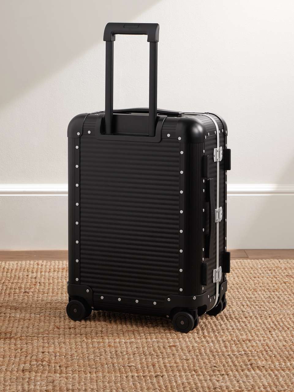 FPM MILANO Bank Spinner 55cm Rubber-Trimmed Aluminium Suitcase for Men ...