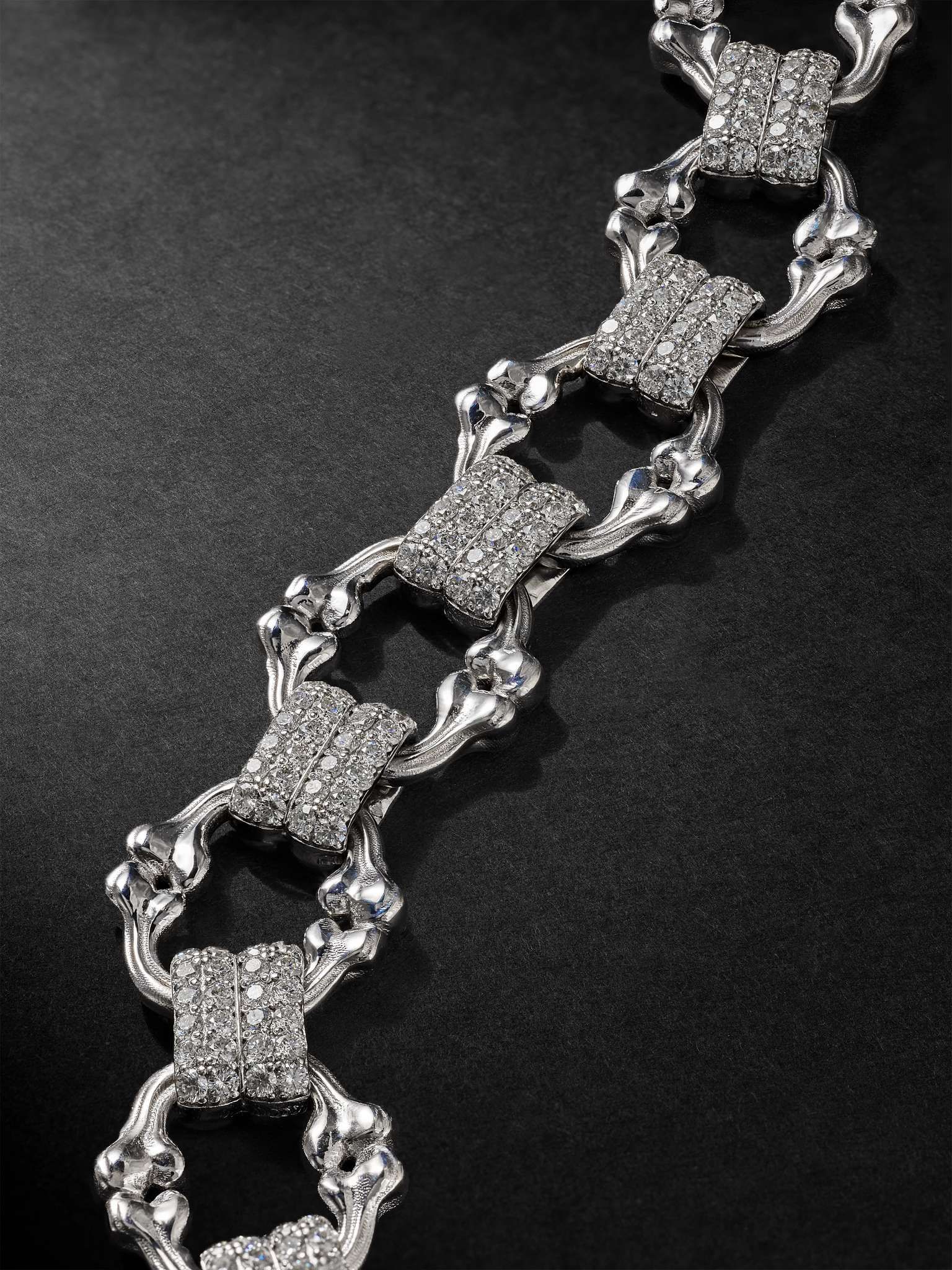 ALEX MOSS NEW YORK Crushed Bones 14-Karat White Gold Diamond Chain ...