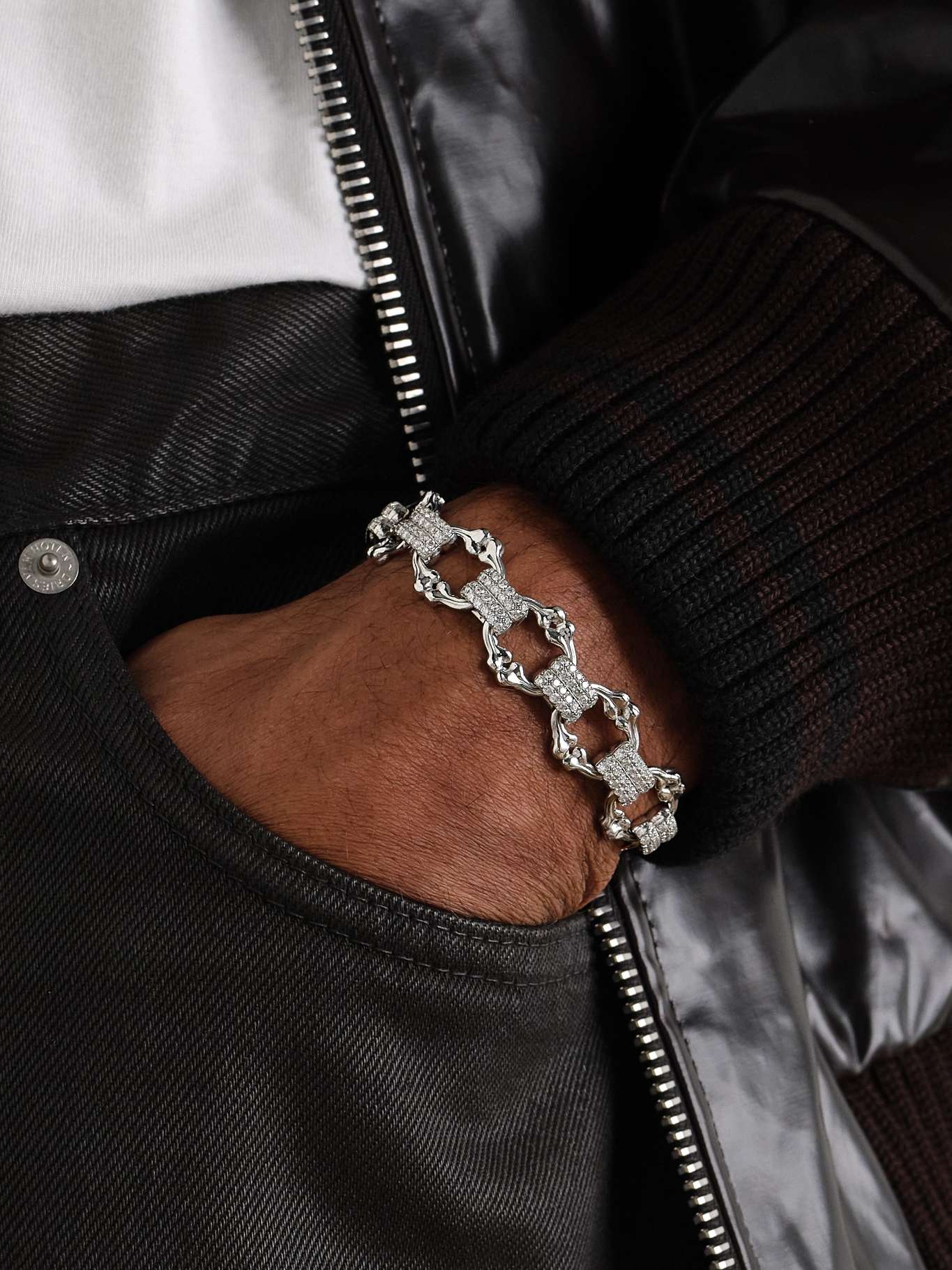 ALEX MOSS NEW YORK Crushed Bones 14-Karat White Gold Diamond Chain ...