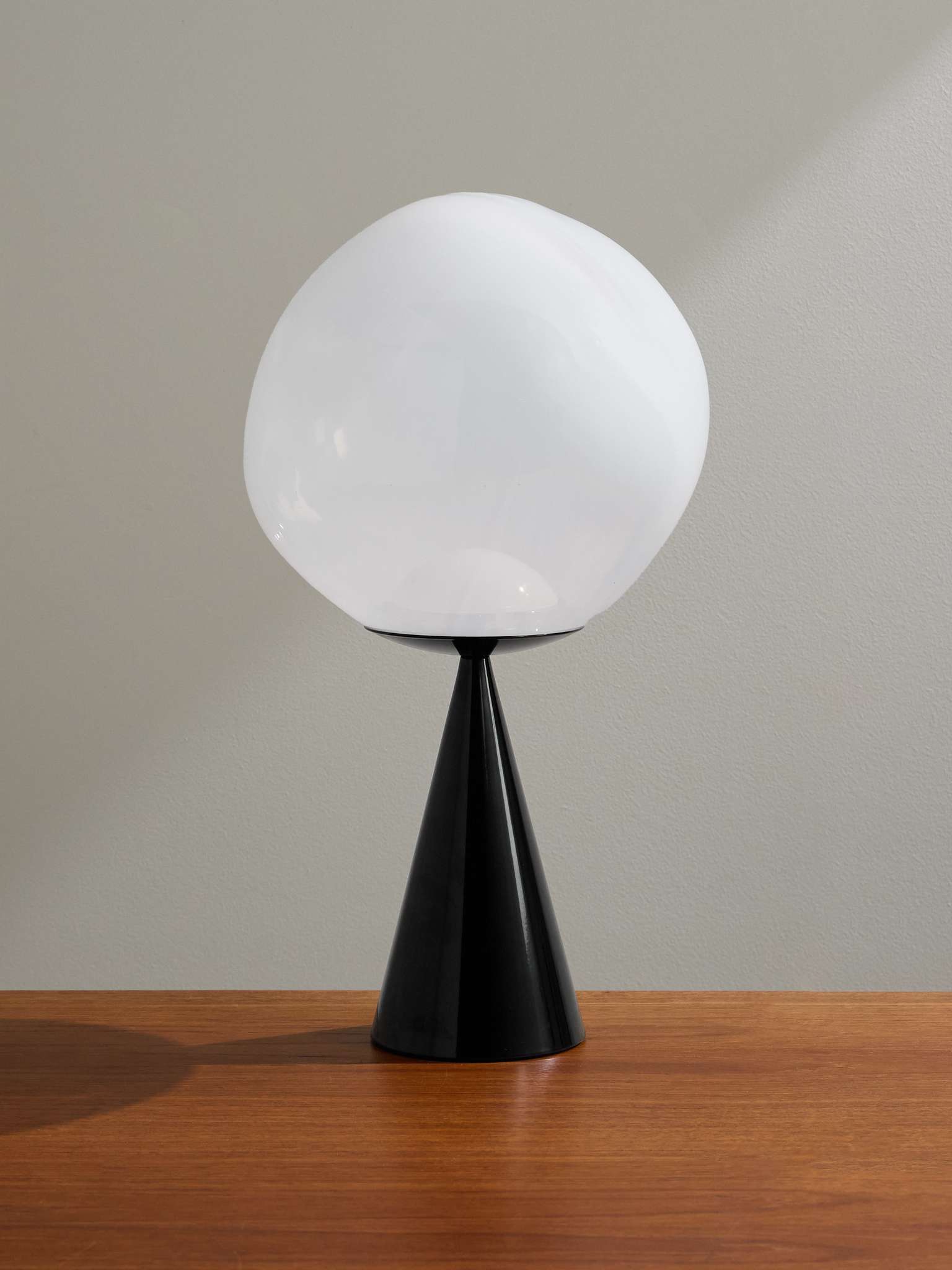 TOM DIXON Melt Cone Fat Table Glass LED Lamp for Men | MR PORTER