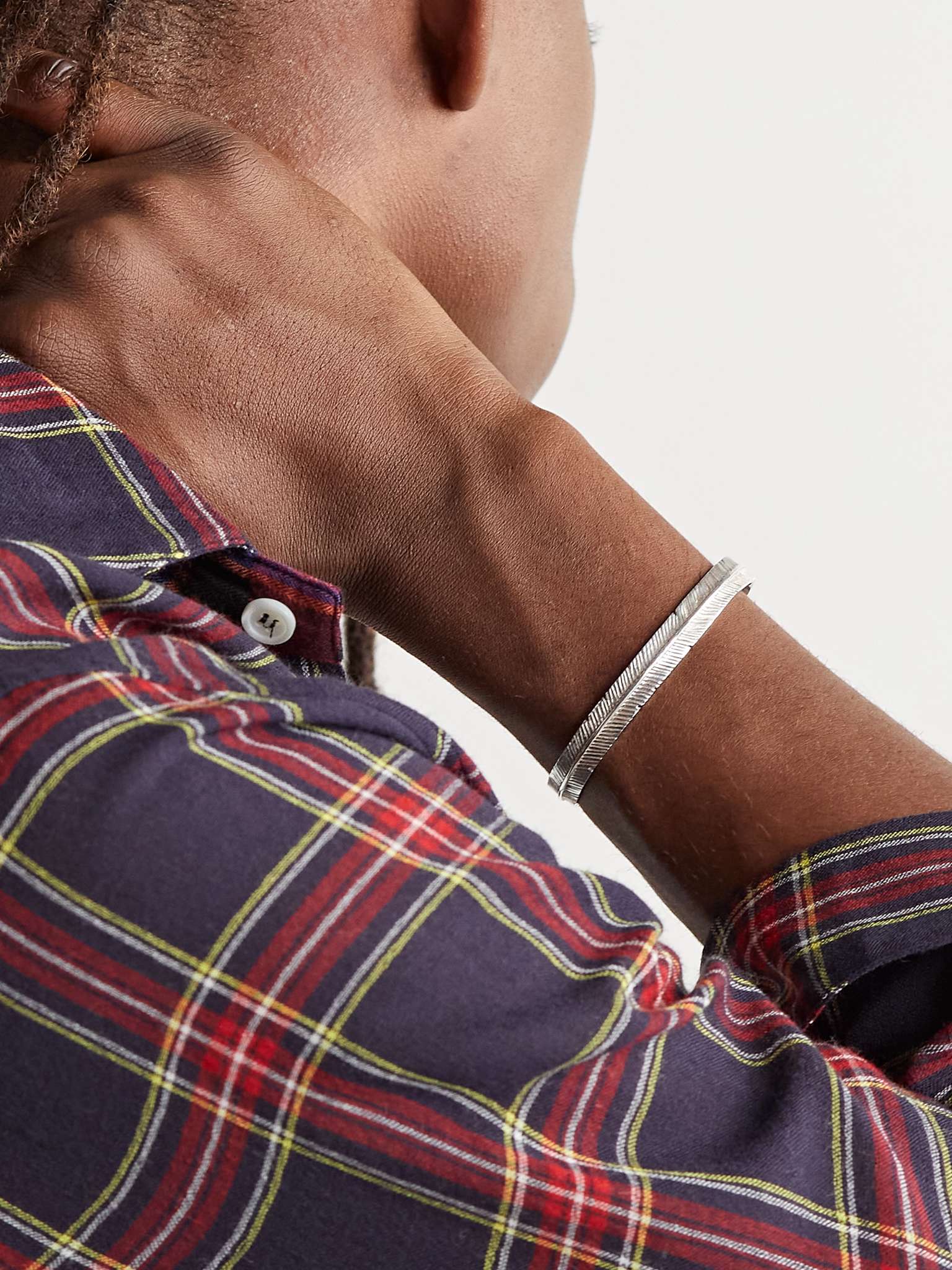 JACQUIE AICHE Feather Silver Cuff for Men | MR PORTER