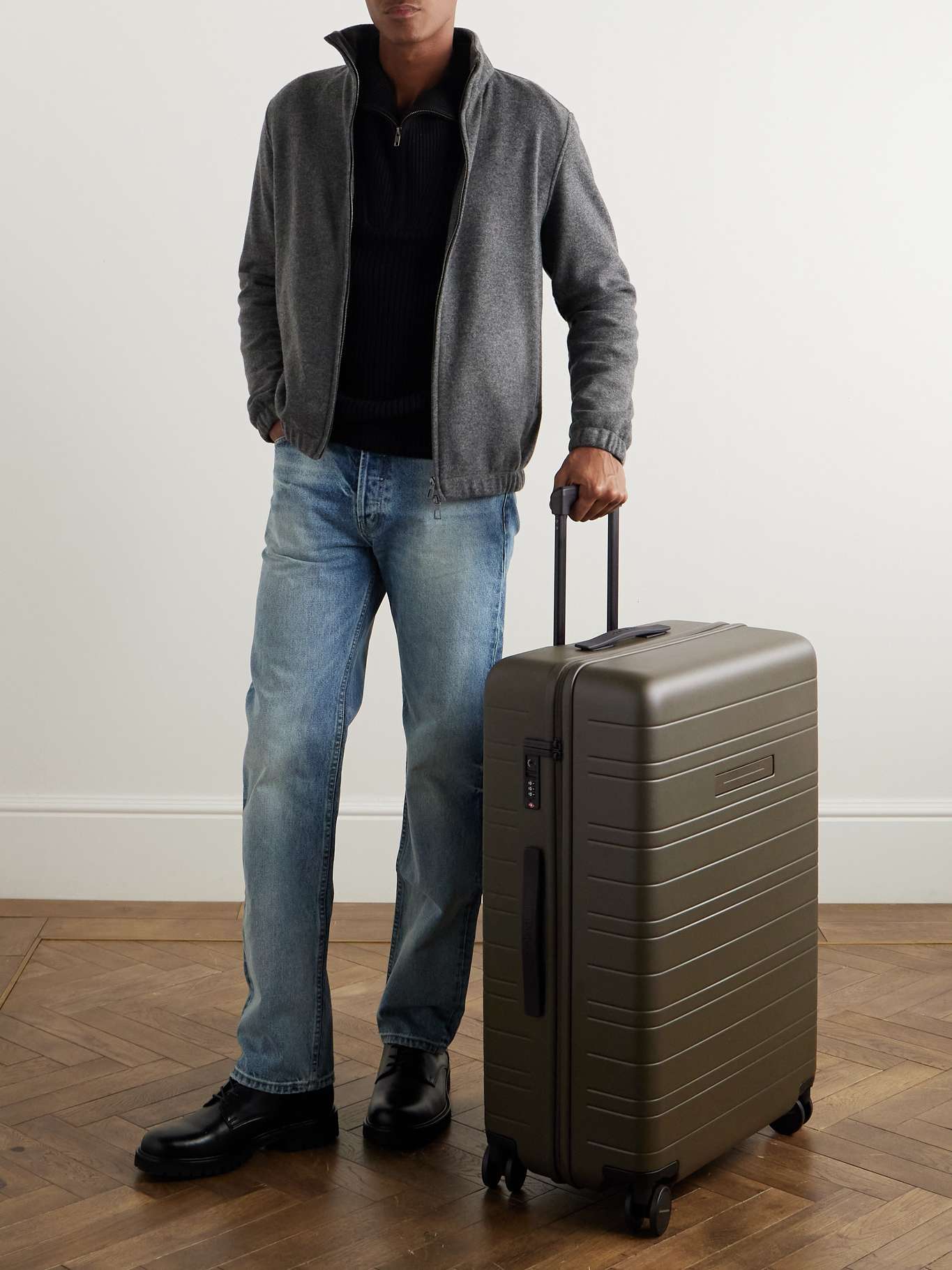 HORIZN STUDIOS H7 Carry-On Hardshell Suitcase for Men | MR PORTER